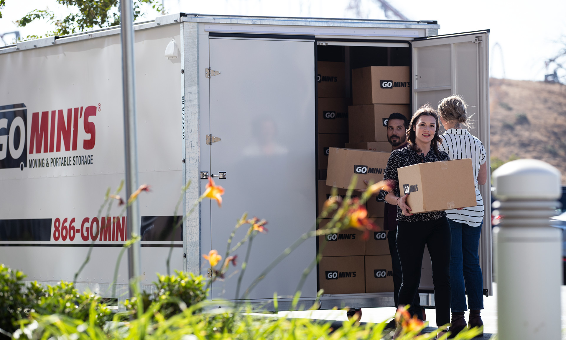 Why Go Mini’s Outshines PODS® in Storage and Convenience